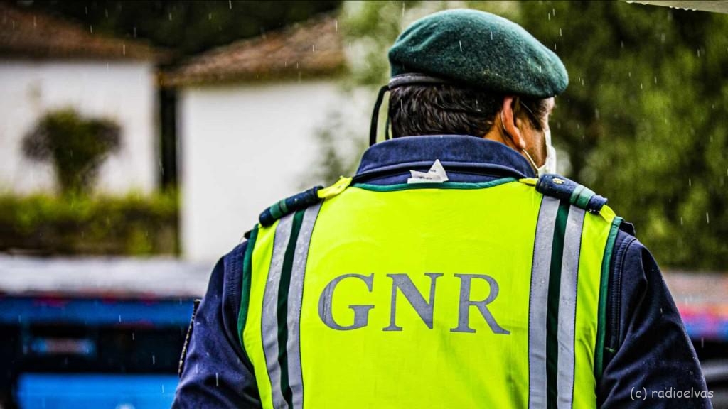 GNR de Évora detém 12 pessoas numa semana | Rádio Nova Antena